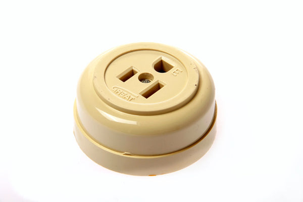 792902-RECEPTACLE NON-WATERTIGHT 3PIN, TYPE-U PHENOL RESIN