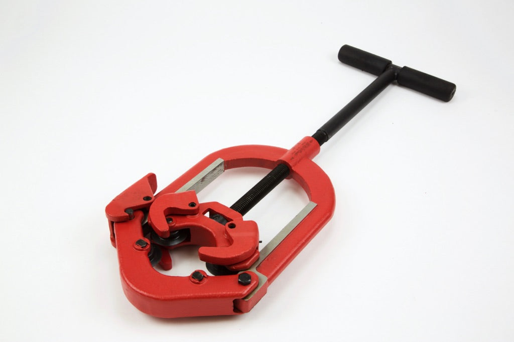 616670-PIPE CUTTER HEAVY-DUTY RIDGID, #6-S CAPACITY 4 TO 6?